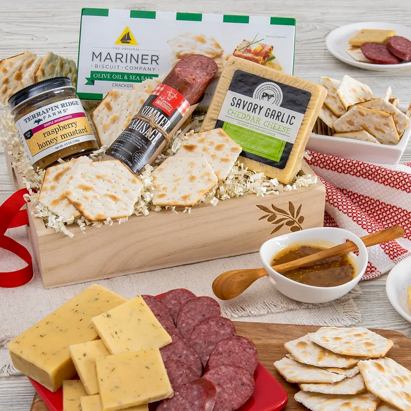 Gourmet Gift Baskets – Gourmet Meat & Cheese Sampler | Goody